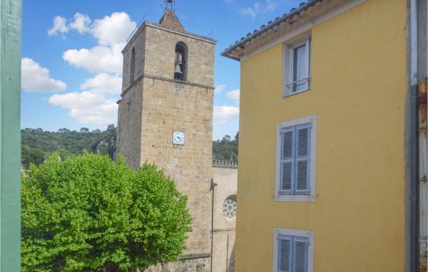 1 Bedroom Gorgeous Apartment In Barjols - Provence-Alpes-Côte d'Azur (PACA)