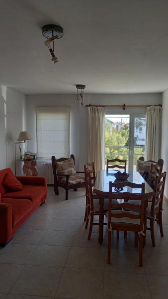 Dpto Apeleg - 馬德林港