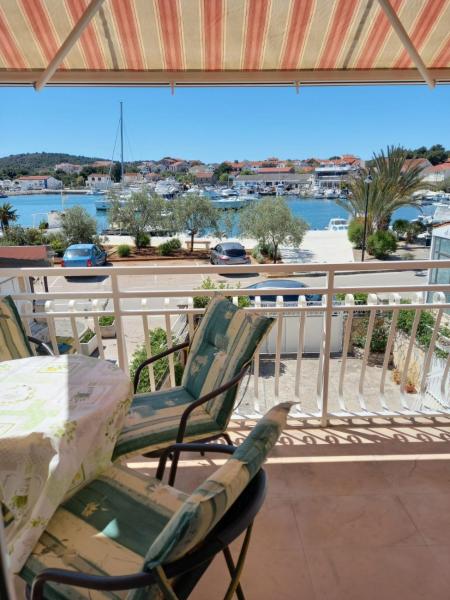 Apartman Rebeka - Murter