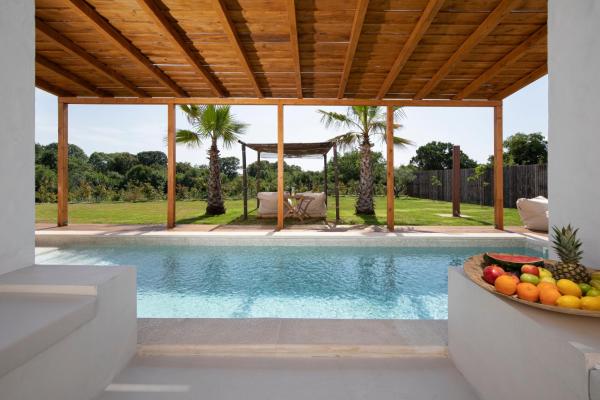 Andresita`s Palace State-of-the-art Tropical Villa - Peroj