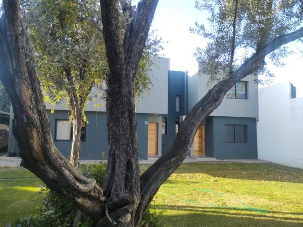 Complejo Claret, Departamentos A Metros De Sanatorio Allende Y Hospital Privado Cerro - Córdoba, Argentina