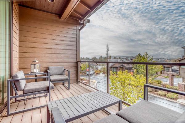 Deschutes Landing At The Old Mill Riverfront - Meredith Lodging - Bend, OR