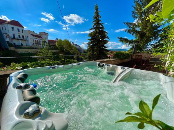 Terrace Apartman Prémium Belváros Jacuzzival - Bakony