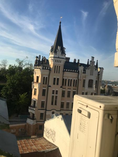 Андреевская мансарда»у Амура» - Kiew