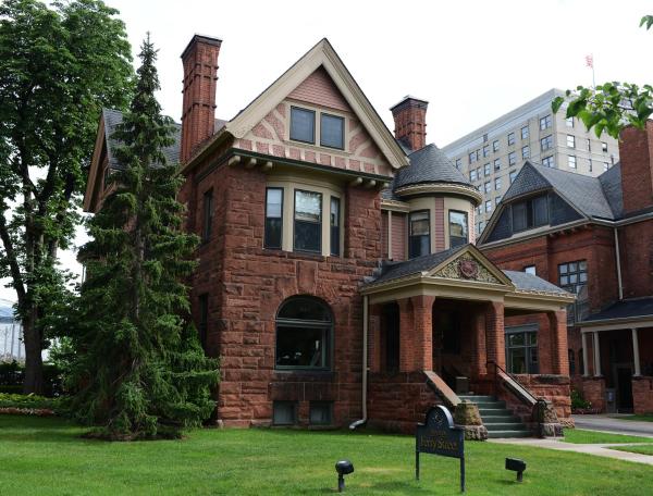 The Inn On Ferry Street - Michigan