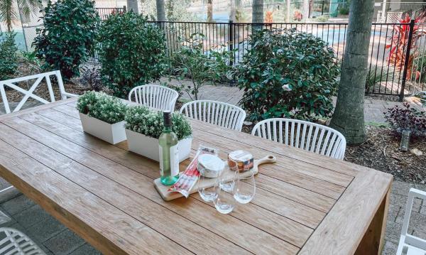 Carindale, 10,19 Dowling Street - Ground Floor Unit Close To Pool And Tennis Court, Wi-fi, Foxtel, Linen And Bed Making Supplied - Port Stephens
