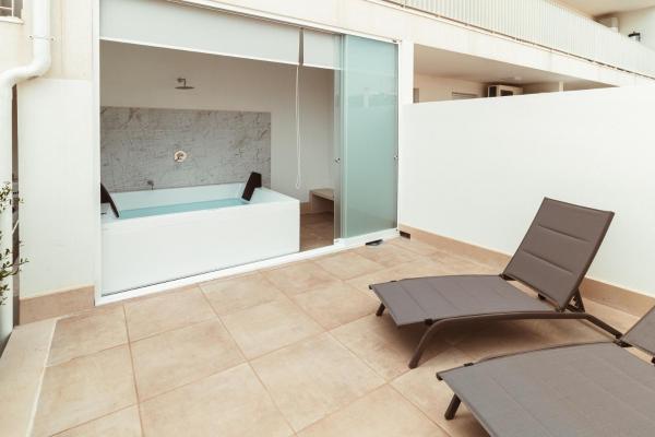 Da Riva Suite & Pool - Housea - Polignano a Mare