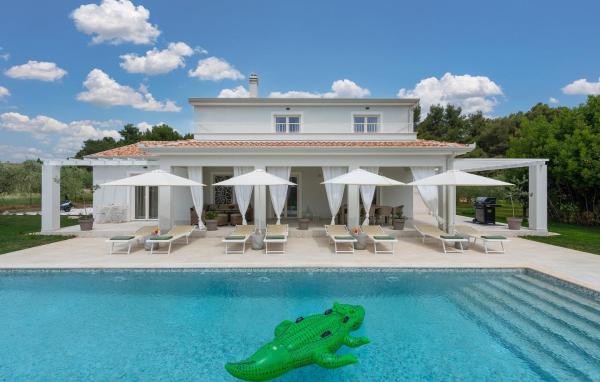 Villa Oliveti By Villas Holiday - Novigrad