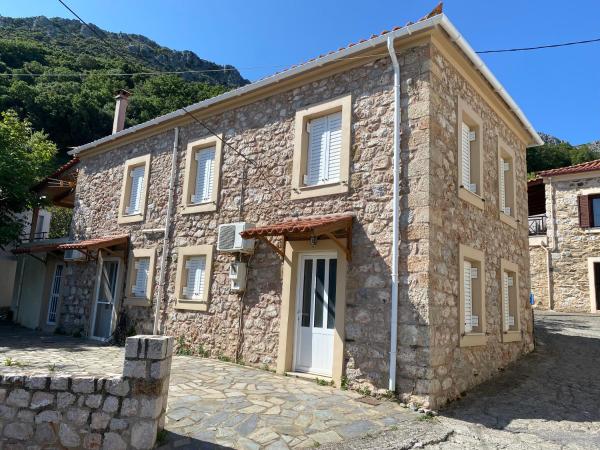 Studio Lakis Barbajonn's Stone House - Greece