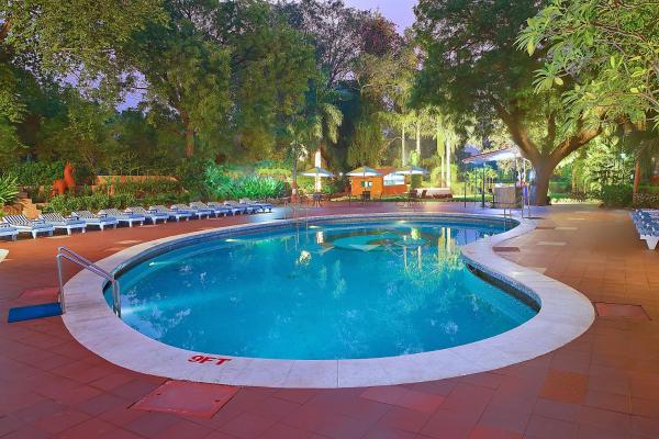 Hotel Clarks Shiraz - Agra
