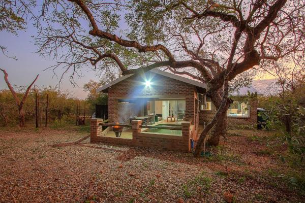 Kruger's Retreat House & Kruger's Rest Studio - Marloth Park