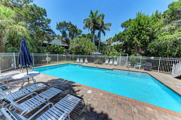 Island Serenity - 6250 Holmes #54 - Anna Maria Island, FL