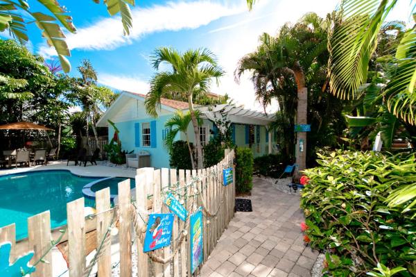Cabin 1 Spinnakers Cottages - 204 - 56th 1 - Anna Maria Island, FL