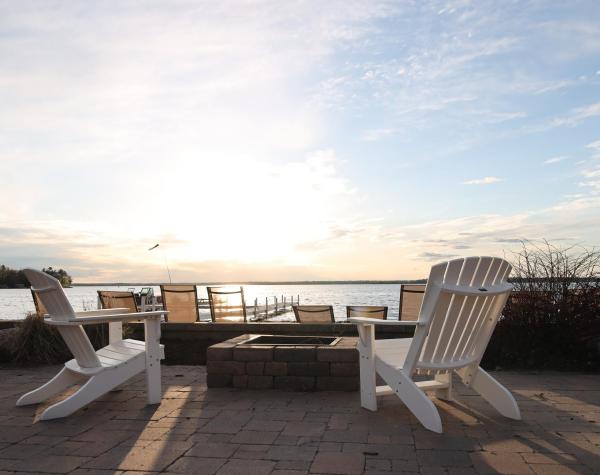 Lakeside Gull Lake Condo, Playground, Firepit, Boat Rentals - Nisswa, MN