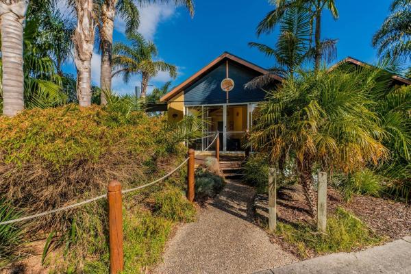 Beachy Haven At Sails Close To The Beach - Inverloch