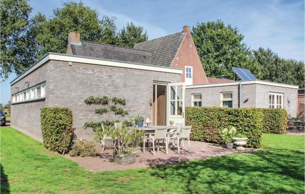 Amazing Home In Dongen With Kitchen - Breda