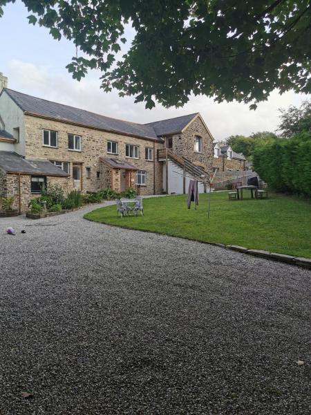 The Old Rectory Southcott Apartment In Jacobstow 10 Mins To Widemouth Bay And Crackington Haven,15 Mins Bude,20 Mins Tintagel, 27 Mins Port Issac - Crackington Haven