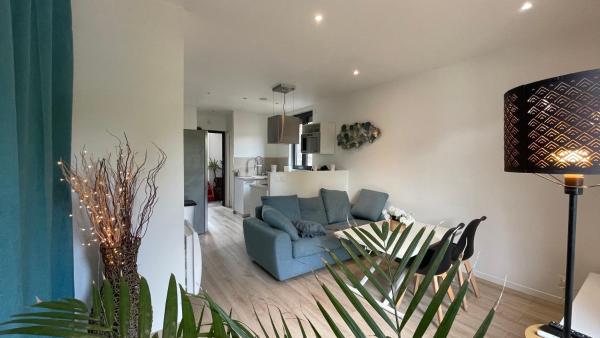 By Nuit-parisienne Villemomble Joli Appartement Tout Confort - Villemomble