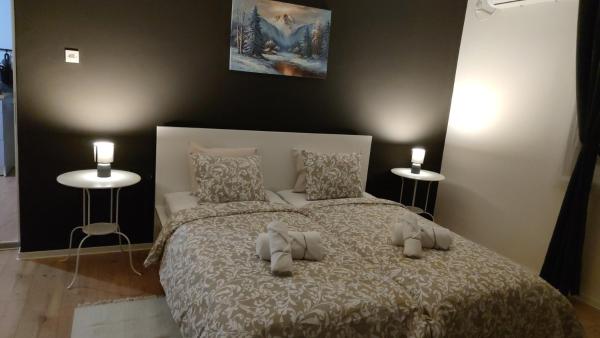 4 Stars Apartments Near Airport - Dugo Selo