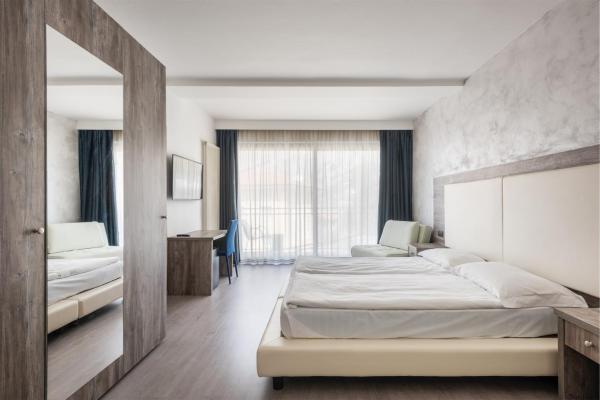 Hotel De Nac - Nago–Torbole
