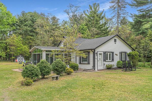 Tower Hill Cottage - New Buffalo, MI