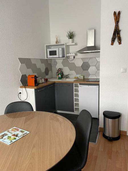 Studio Isard, Wifi Et Parking Gratuit, Navette Gratuite Au Pied De La Résidence, Possibilité Forfait Ménage Et Location Linge De Lit Et Toilette, à 10 Minutes à Pied Du Centre Ville - Font-Romeu-Odeillo-Via
