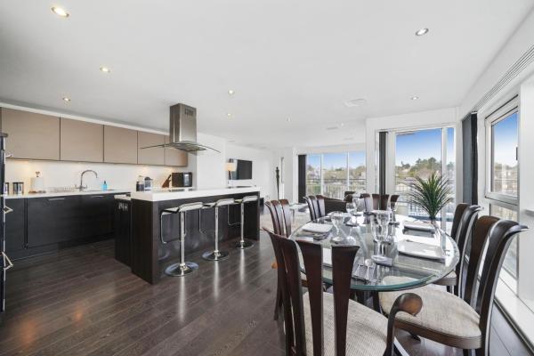 The Residences Penthouse - Aberdeen