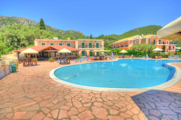 Mermaid Pool Studios And Bar - Corfou