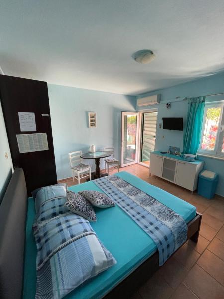 Apartment In Bol With Sea View, Terrace, Air Conditioning, Wi-fi (155-1) - Hvar