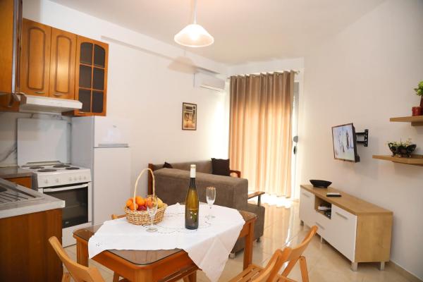 Sweet Holidays Near The Beach & Center Of City - Albania