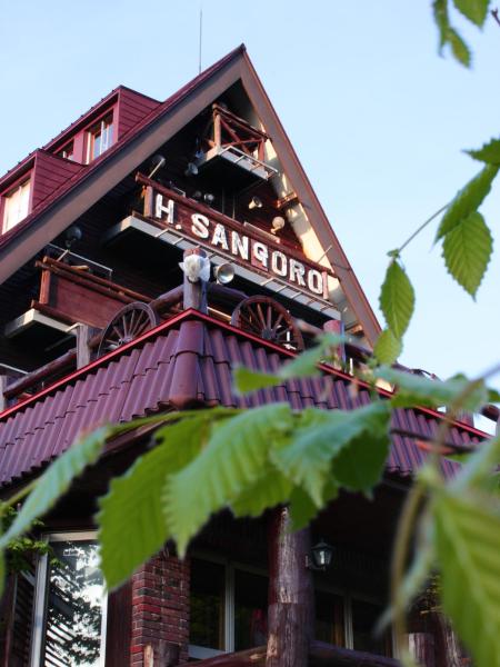 Forest Inn Sangoro - Yamagata, Japan