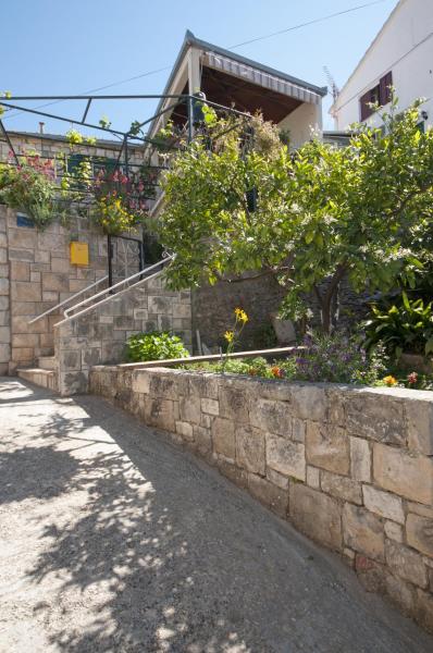 Apartments Gorana - Dugi Rat