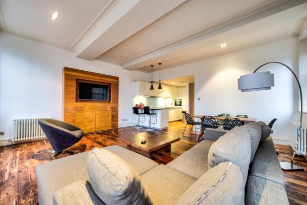 Sumptuous 2br Apt Next To Edinburgh Castle! - Edinburgh