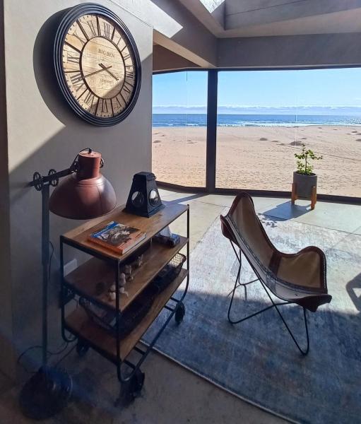 Dolphin Beach Villa At 138 Oystercatcher, Swakopmund - Namibia