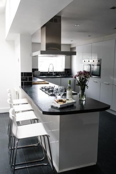 Gorgeous 3 Bedroom Victorian Townhouse - Northern Ireland