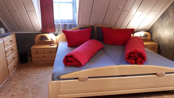 Privatzimmer Mit Gemeinschaftsbad - Zur Fliegerbank In Der Rhön - Bad Kissingen