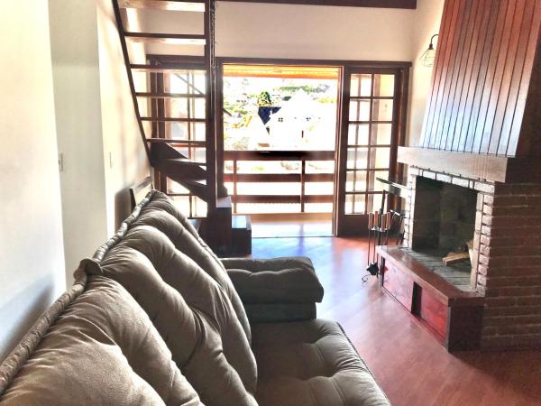 Apartamento Com Lareira Na Avenida Principal - Campos do Jordão