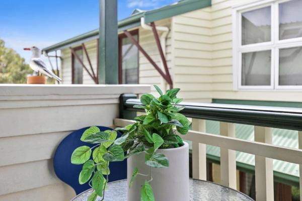 Cora Lynn 13 - Lorne