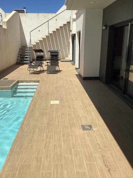 Housesleeps6-pool-beach-garden-solarium-petok - Cabo Roig