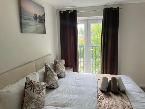 Paris Royal Paradise Apartment - 올덤