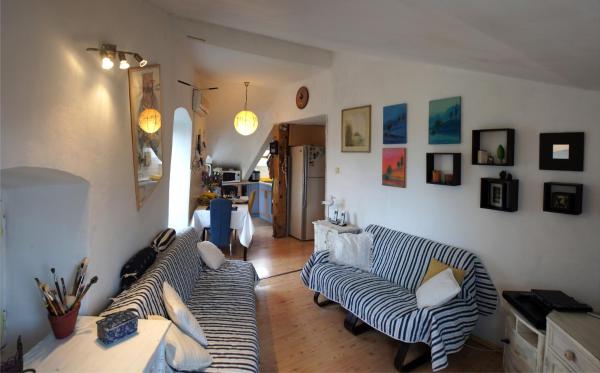 Apartment Vintage Art - Split