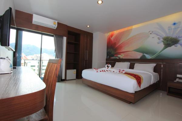 The Crystal Beach Hotel - Phuket