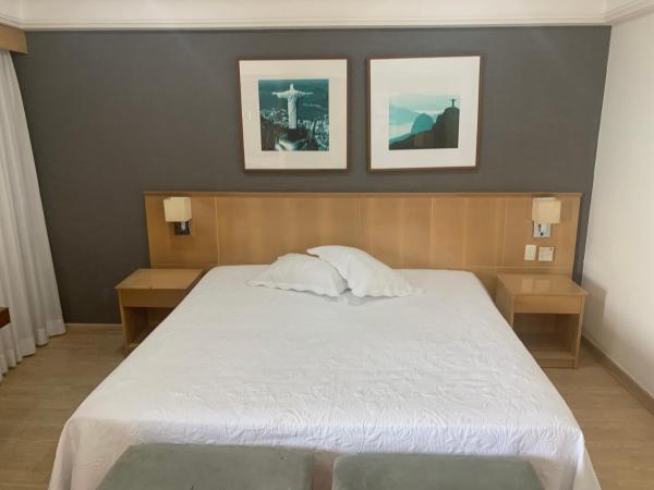 Lindo Flat Na Barra Da Tijuca Com Vista Para O Mar - Rio de Janeiro