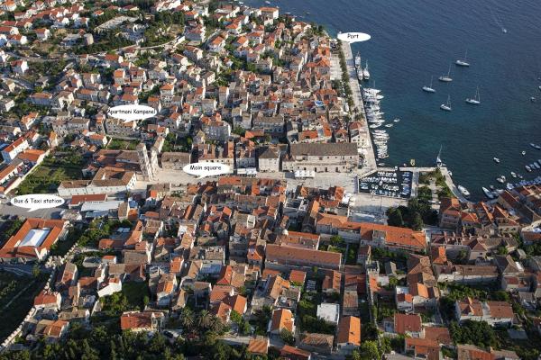 Apartments And Rooms Kampanel - Brač
