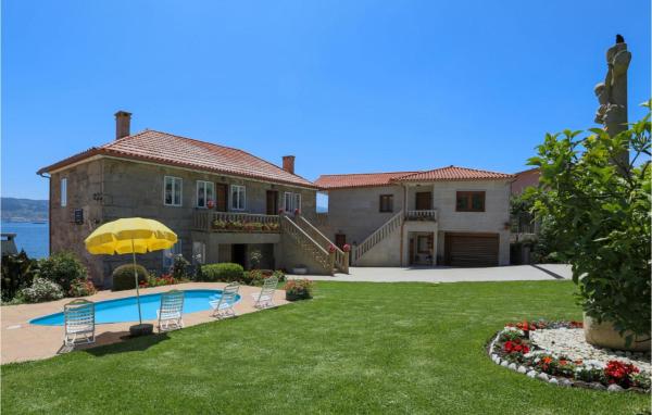 Nice Home In Raxo With Wifi - Marín