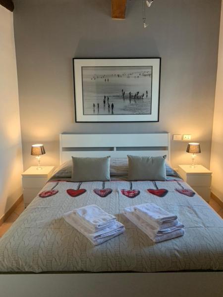 Colline Di Barengo Apartment - 莫莫