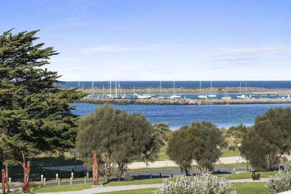 Balconies At The Butter Factory - Apollo Bay