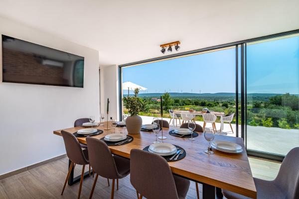 Villa Matea - Heated Pool, Peace, View - Kroatien