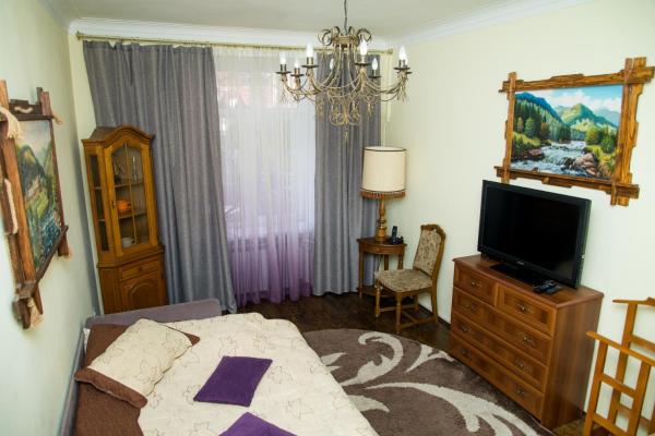 Апартаменты центр Головная - Chernivtsi