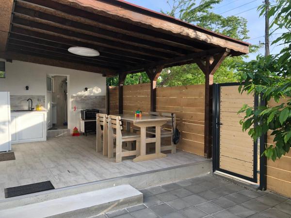 Artfan Guest Studios - Varvara